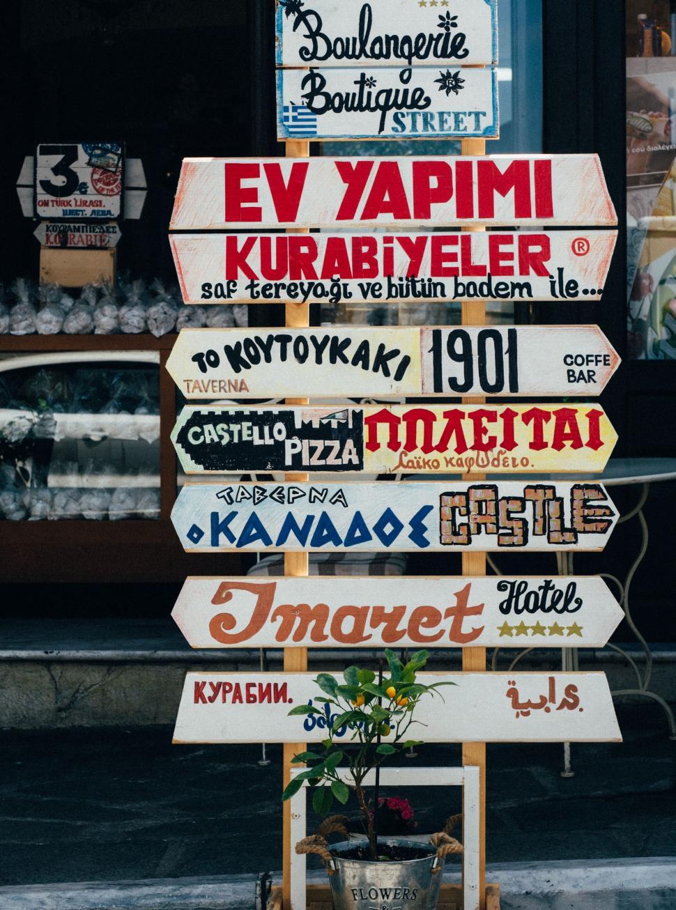 Free Stock Photo of Street Sign With Potted Plant | Download Free ...