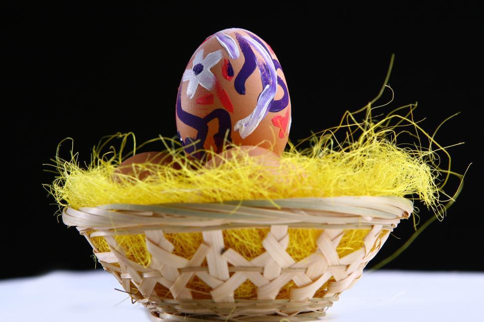 Free Stock Photo of Colorful Easter Egg in Basket | Download Free ...