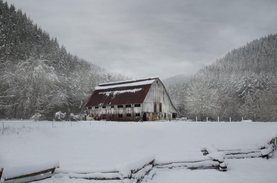 Barn With Snow Wallpaper Red Barn Winter Stock Photos, Royalty Free