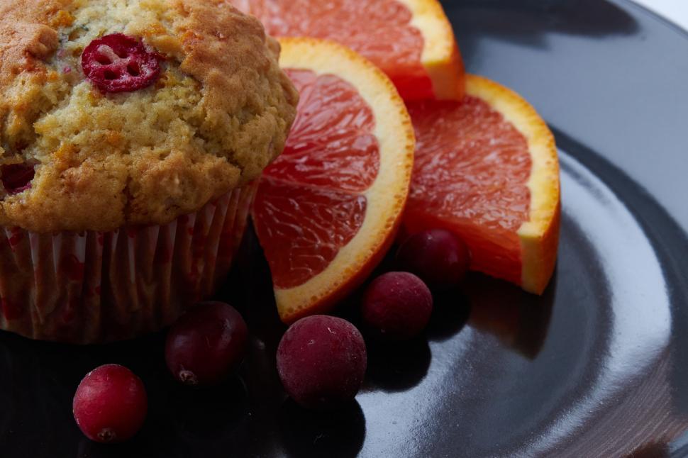 Free Stock Photo of Muffin and sliced fruits on a dark plate | Download ...