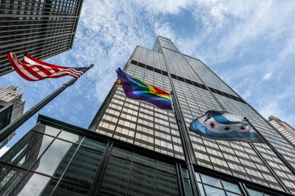 Free Stock Photo of Dramatic upward shot of Willis Tower with ...