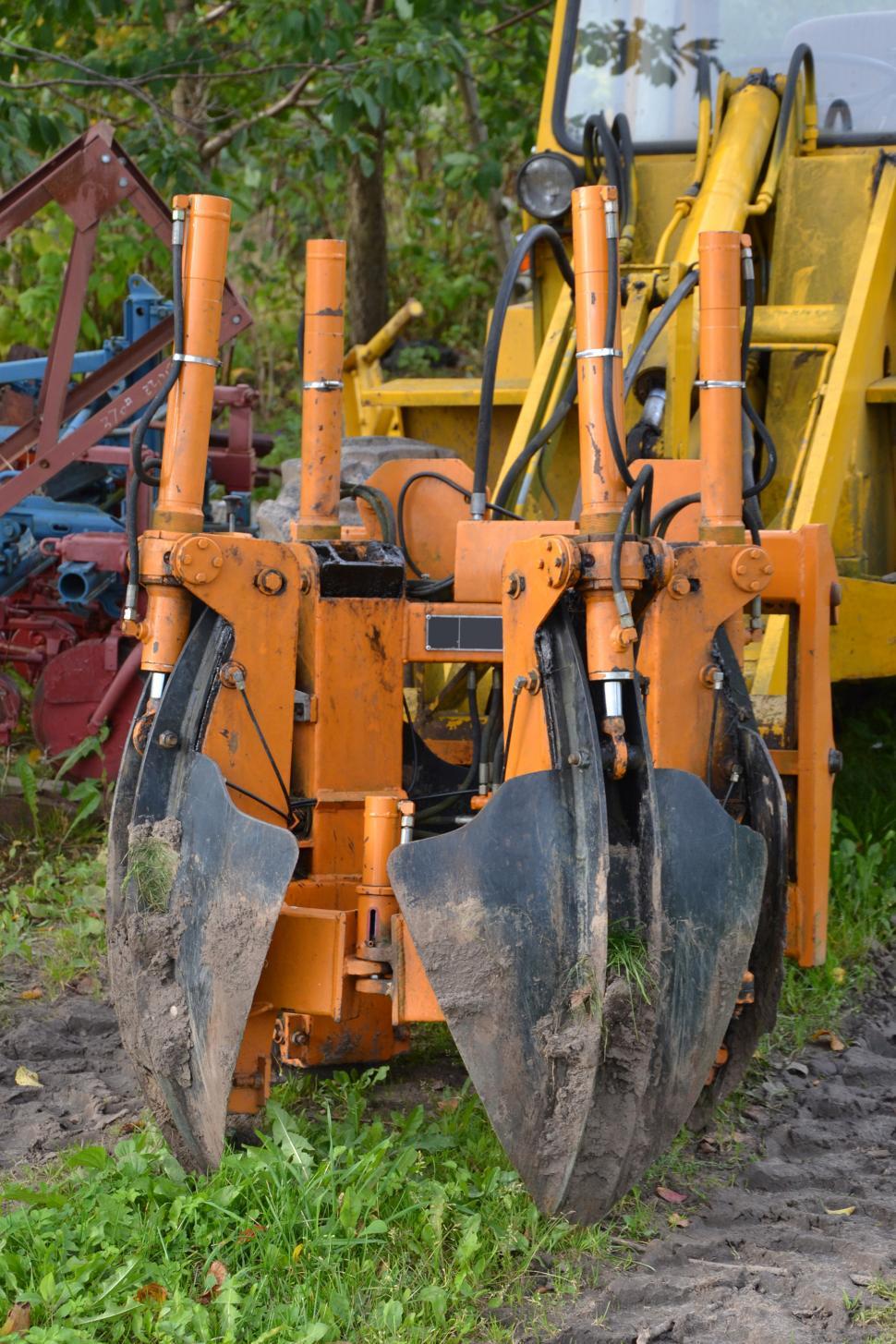 Free Stock Photo of Hydraulic tree transplanting spades | Download Free ...