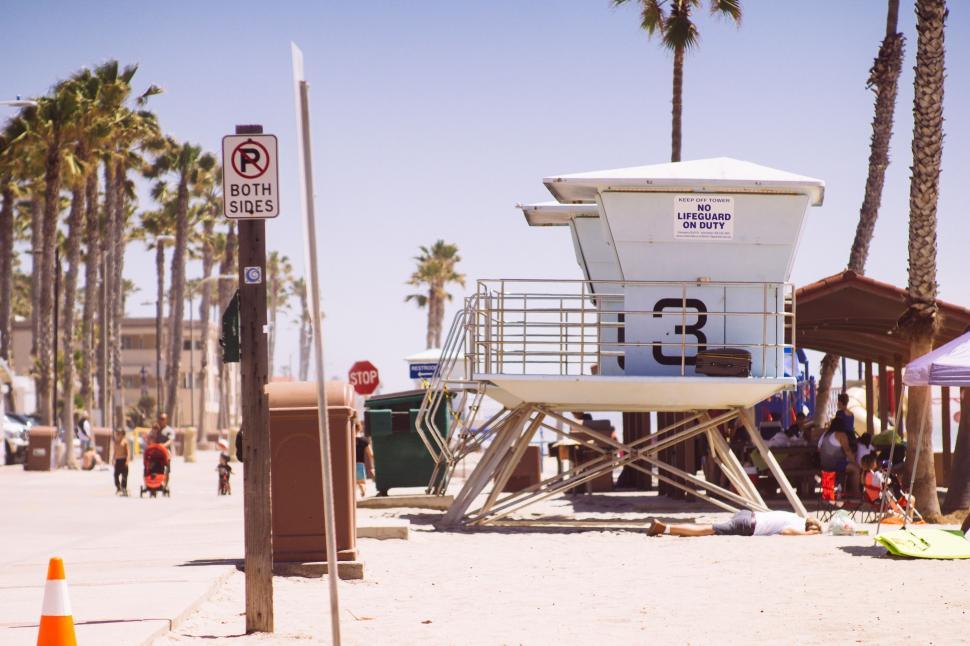 Free Stock Photo of Lifeguard Stand on Beach With Palm Trees | Download ...
