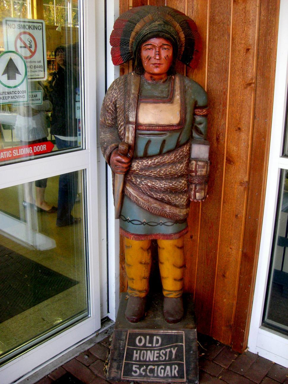 Free Stock Photo of Statue of Man With Hat and Apron | Download Free ...