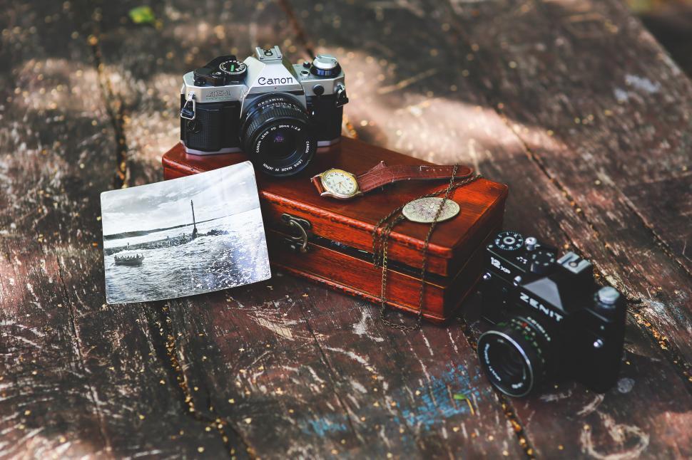 Free Stock Photo of Wooden Box With Camera | Download Free Images and ...