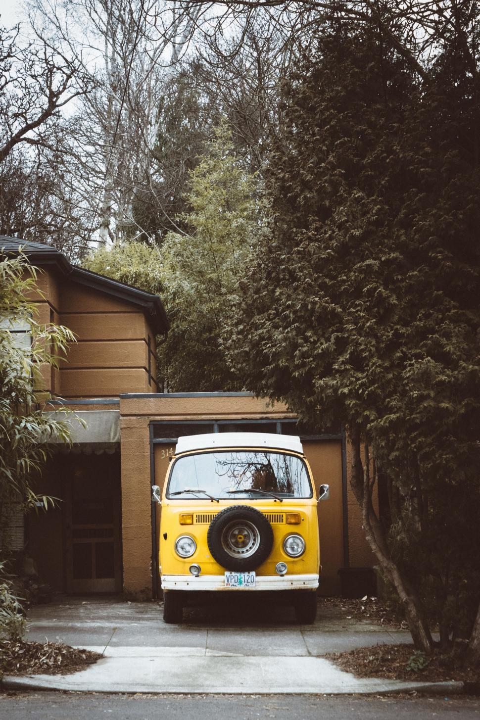 Free Stock Photo of Yellow and White Van Parked in Front of House ...